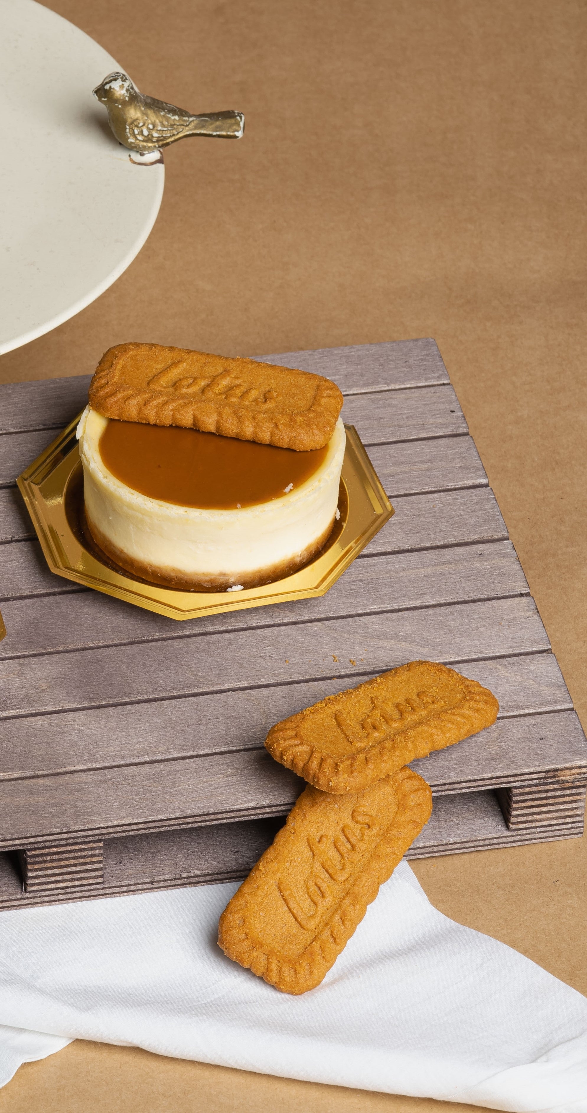 Lotus Biscoff Cheesecake – How Sweet Bakery